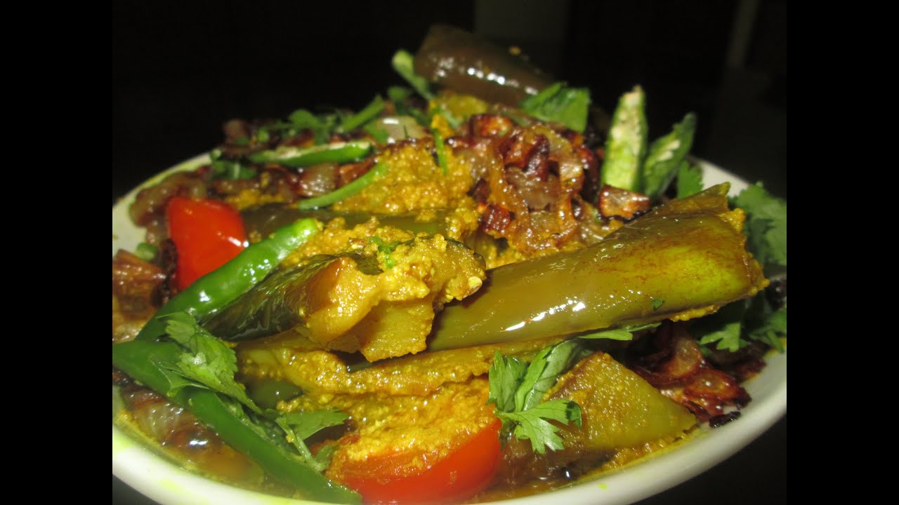 Begun Posto (Eggplant curry with Poppy seed) Bengali recipe - YouTube
