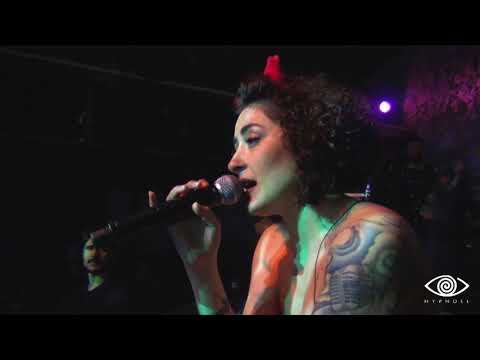 Melek Mosso - Dilek Taşı l Canlı Performans