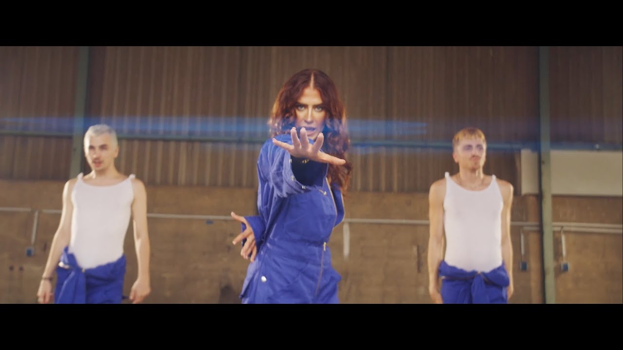 Louella - Brauch keinen Lover (Offizielles Video) - YouTube Music