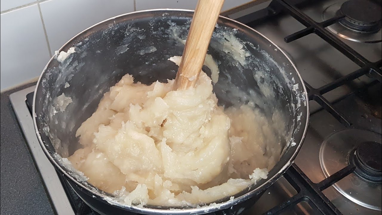 How to make cassava fufu | How to cook Sierra Leone cassava fufu - YouTube