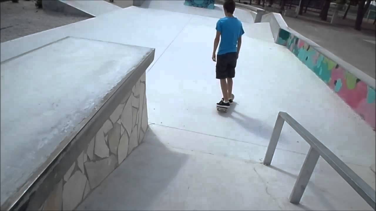 High no-comply? Smith grind to five-O? Backside double flip? Pierre Bonnafé 5 tricks - YouTube