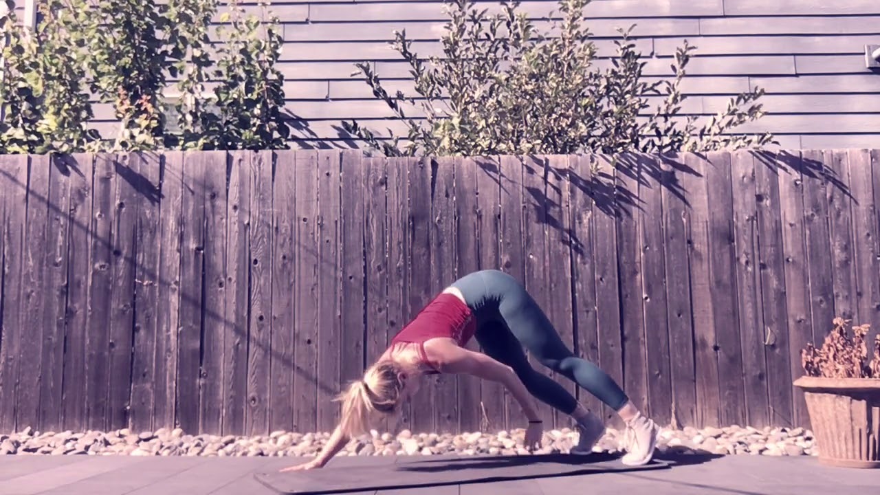 TOE TOUCH PUSH-UP - YouTube