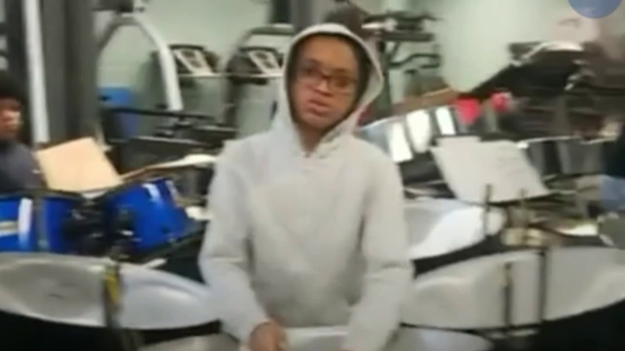 empire state of mind at jhs 218 school - YouTube