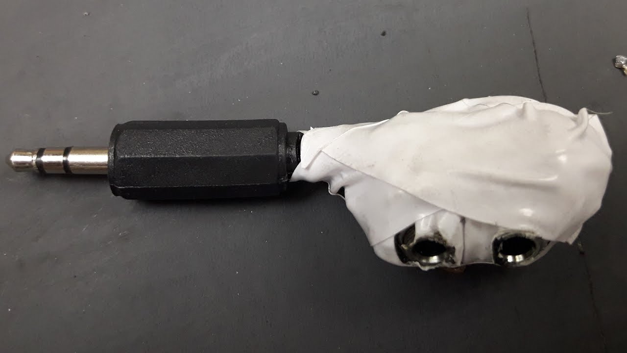 How to make a DIY AUDIO JACK SPLITTER - YouTube