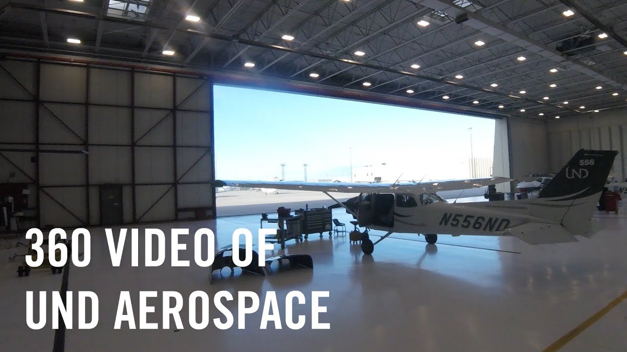 UND Aerospace in 360 - YouTube