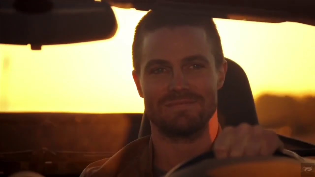 Oliver Queen Intro Arrow - YouTube