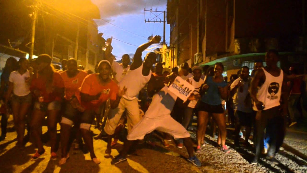 SAN PACHITO 30 DE DICIEMBRE 2014 (NO VIOLENCIA EN EL BUNDE) - YouTube