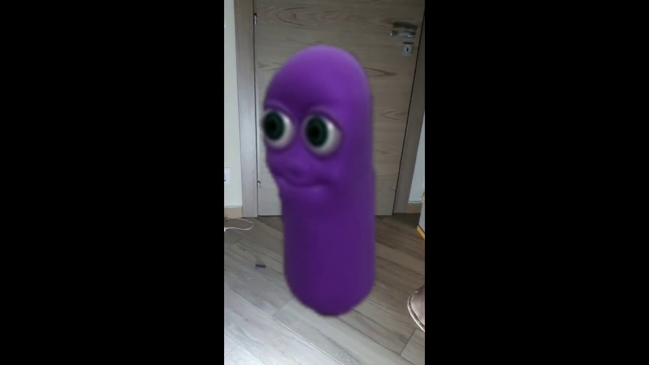 Beanos is back in my house! - YouTube