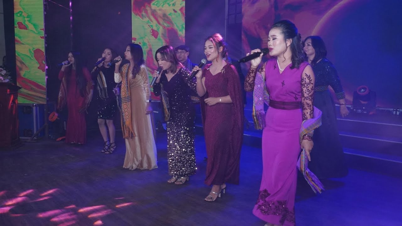 Vaurawng Group Performance - YouTube