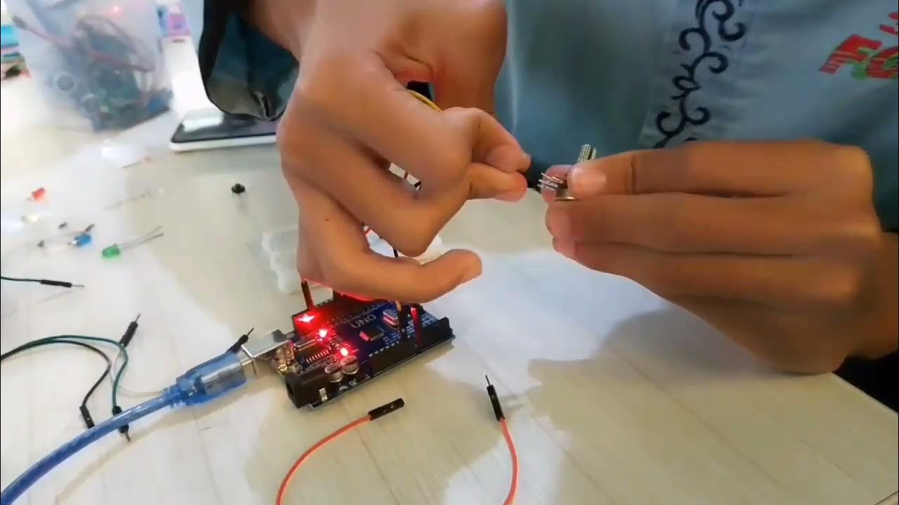 Project 7 'Praktek Lintas Bidang (Arduino-Pitcoblox)' [ Pencahayaan LED ] - YouTube
