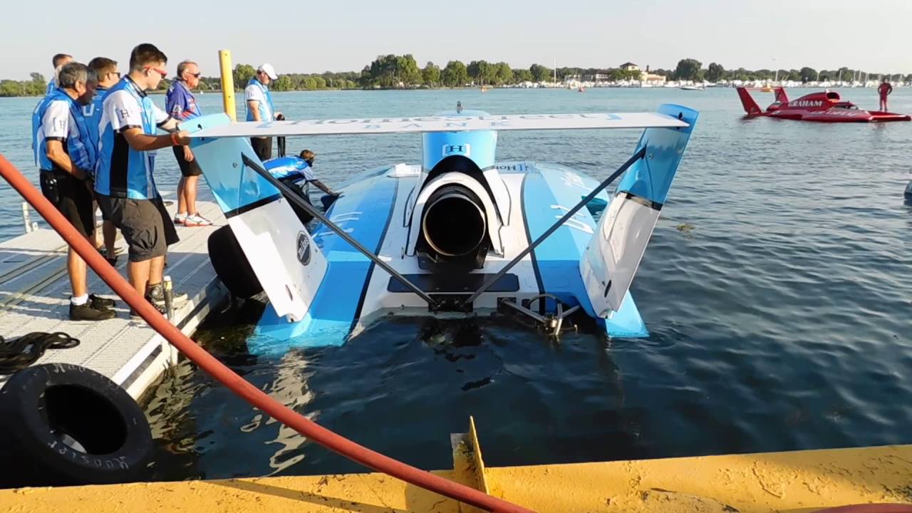 U-1 Home Street Bank Miss Madison Hydroplane Take Off Detroit 2016 ...