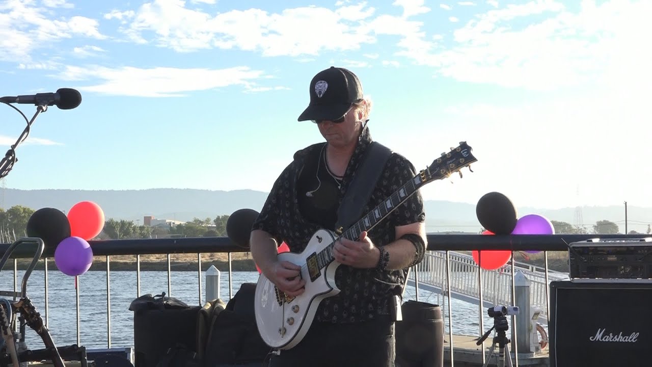 Sona The Band - Sweet Child O' Mine from RWC Rock The Dock - August 10 ...