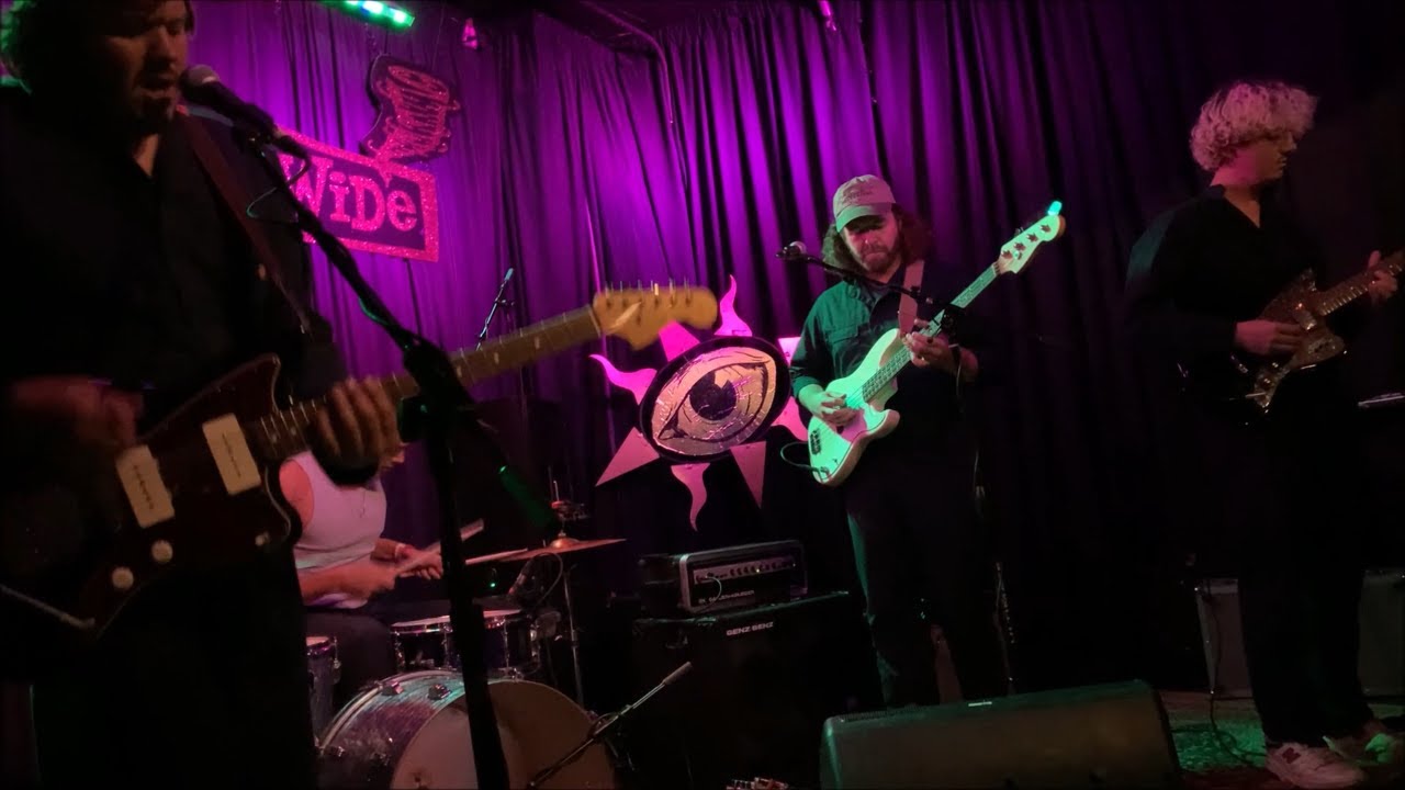 Deeper - Live at Double Wide Bar, Deep Ellum, Dallas TX 10/2/2021 - YouTube