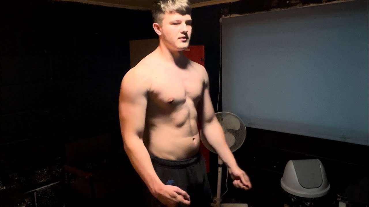 Leg day (we hit back and biceps) - YouTube