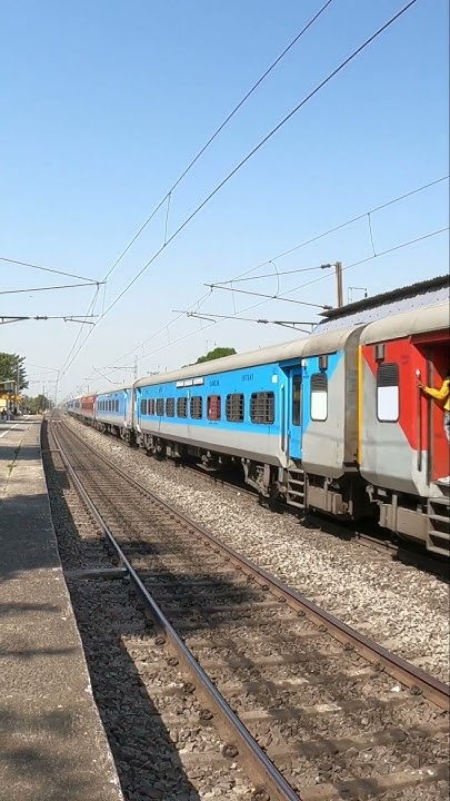 12024 PATNA-HOWRAH JAN SHATABDI EXPRESS IS AGGRESSIVELY PASSING FROM NABAGRAM RAILWAY STATION 🔥🔥 ...