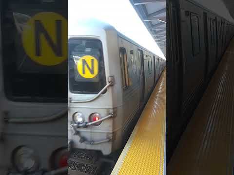 Coney Island Bound R46 N train entering and leaving Avenue U - YouTube