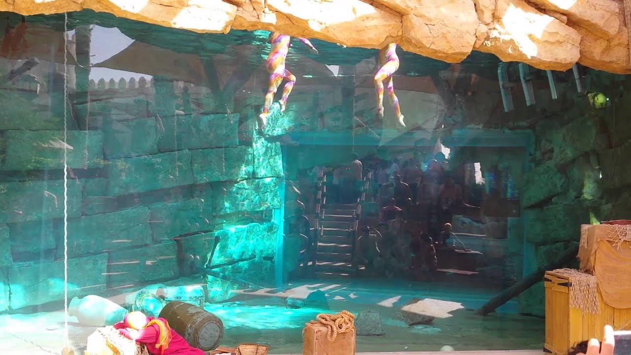 Yas water world Pearl Show - YouTube