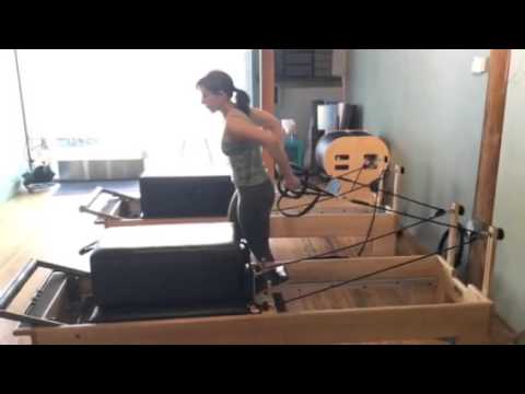 Pilates Teaser on Reformer - YouTube