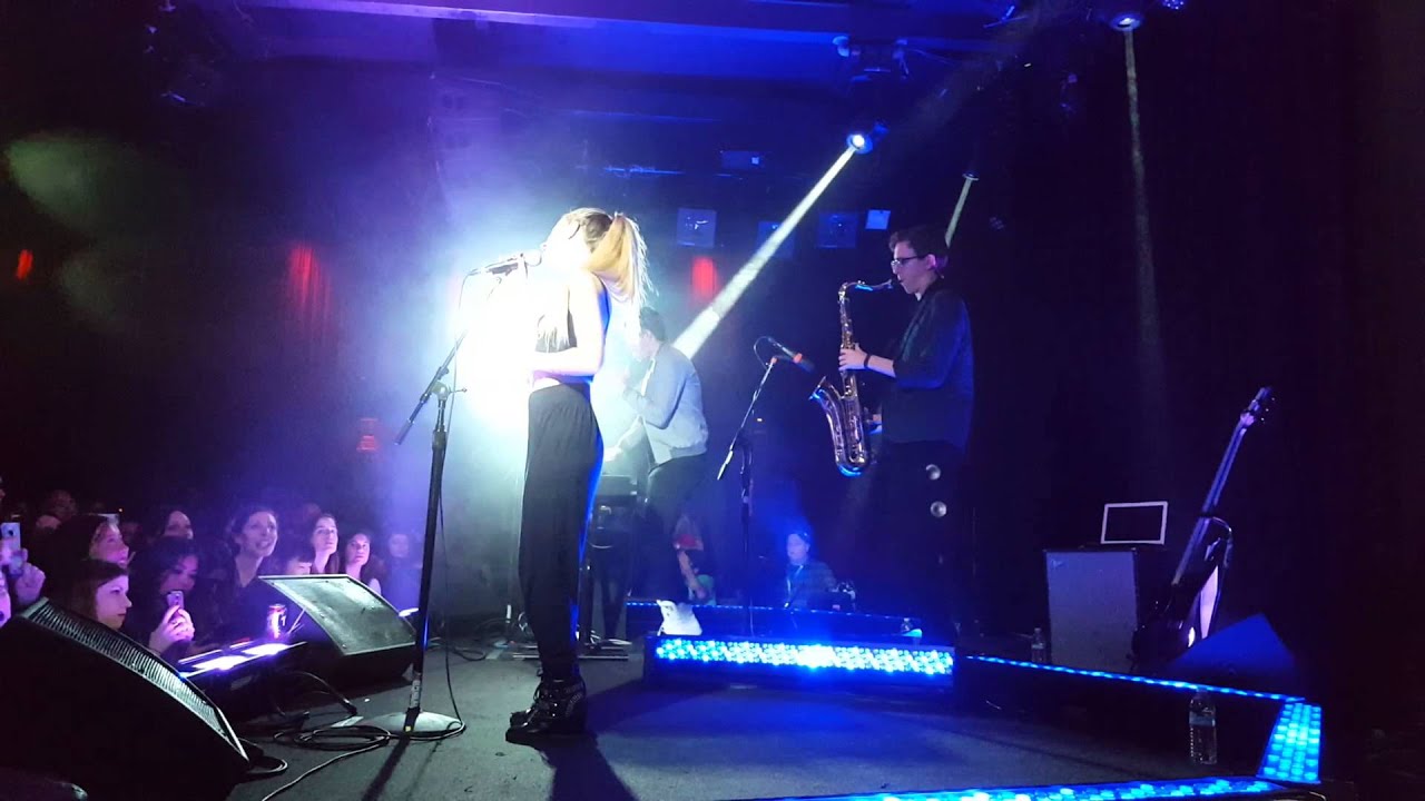 Marian Hill 'One Time' live in San Francisco - YouTube