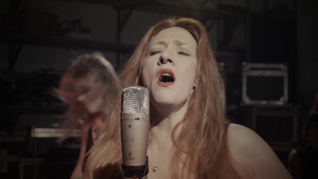 SUEVICHA - The Wall - YouTube