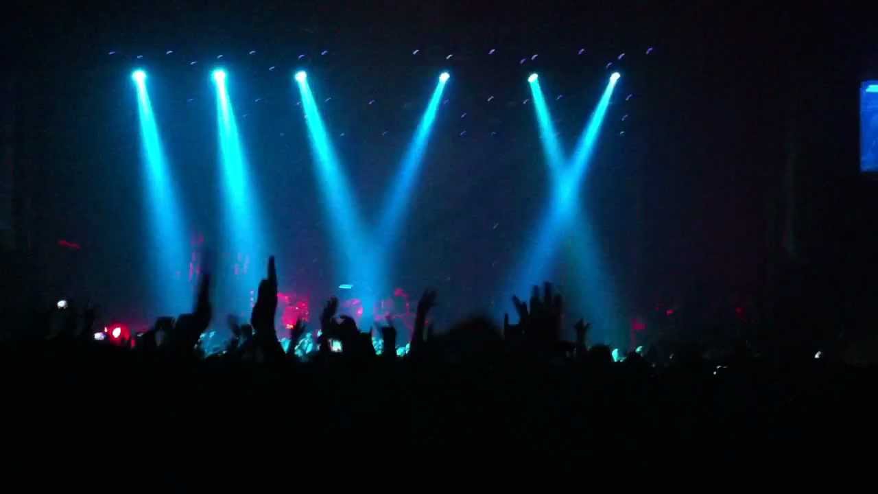 The Prodigy - Firestarter (Live) @ Stadium Live Moscow 01.06.12 - YouTube