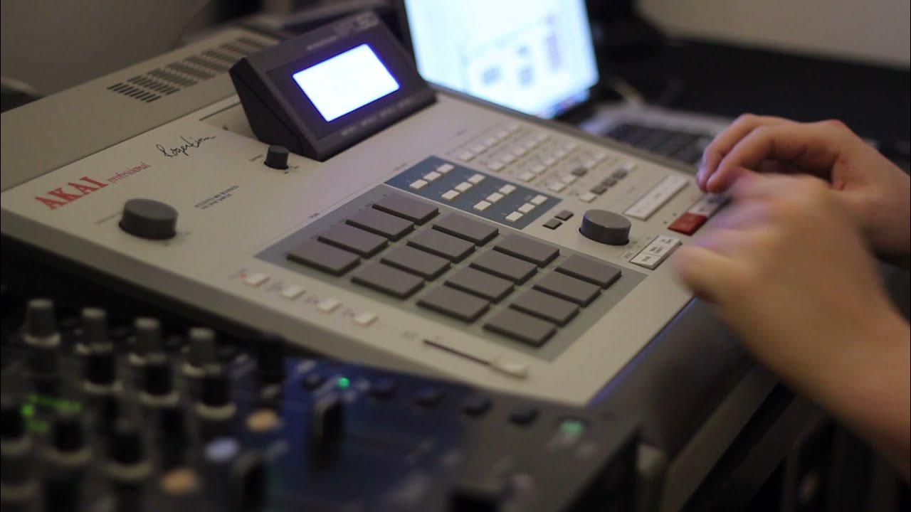 How I make beat on Akai MPC 60 and S900 - YouTube