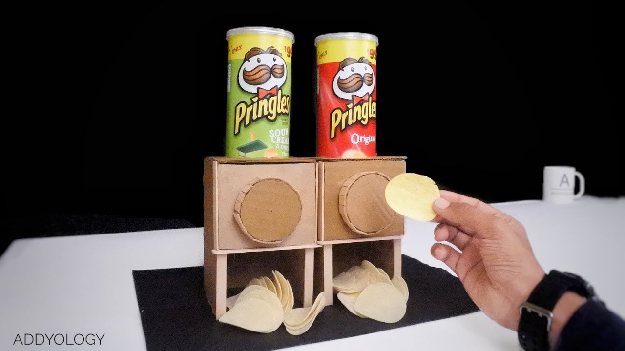How to Make a Pringles Dispenser at Home - YouTube