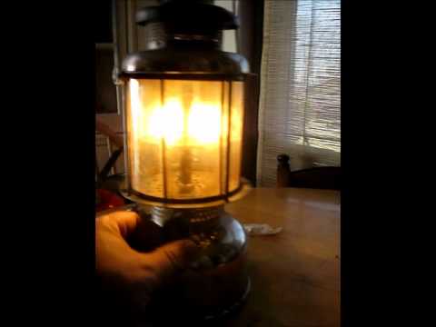 Yale Light Co. LZ 327 Lantern (coleman lantern) - YouTube