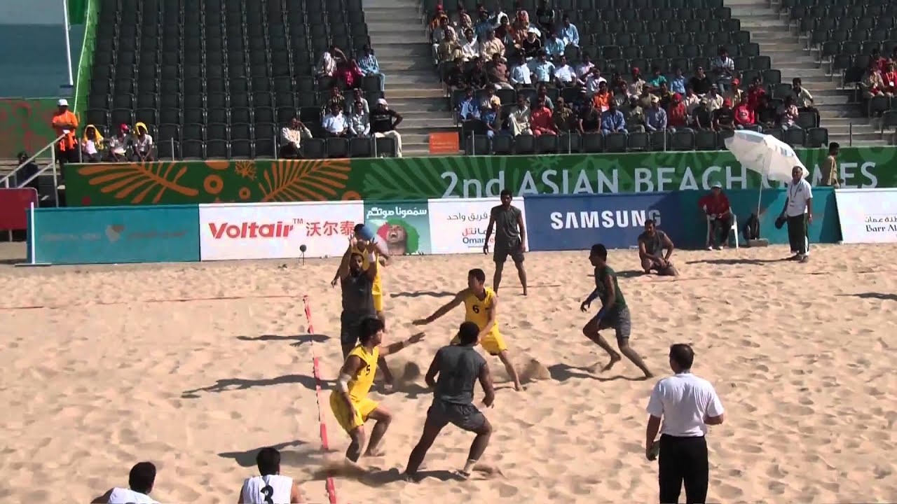Beach Handball - YouTube