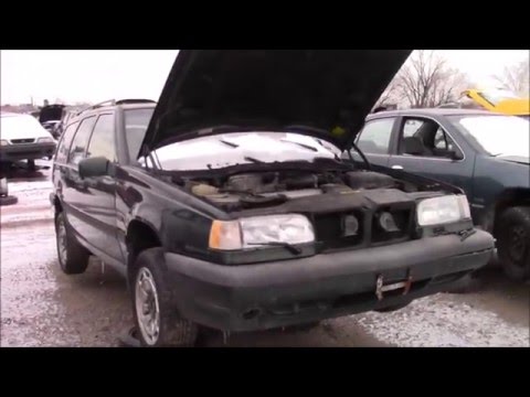 1997 Volvo 850 Wagon AWD in the junk yard