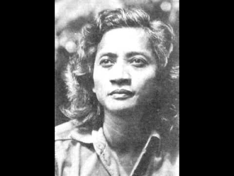 WS Rendra - Anak Yang Angkuh - YouTube