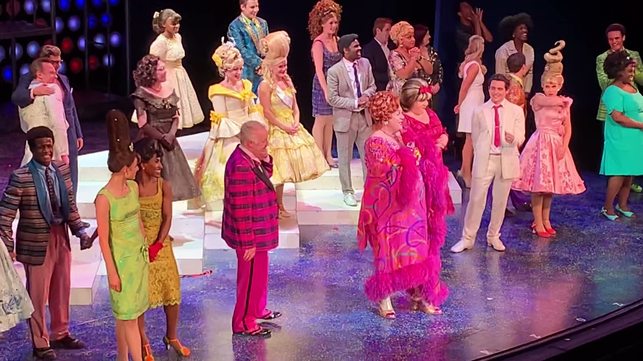 Hairspray - The finale bows - YouTube
