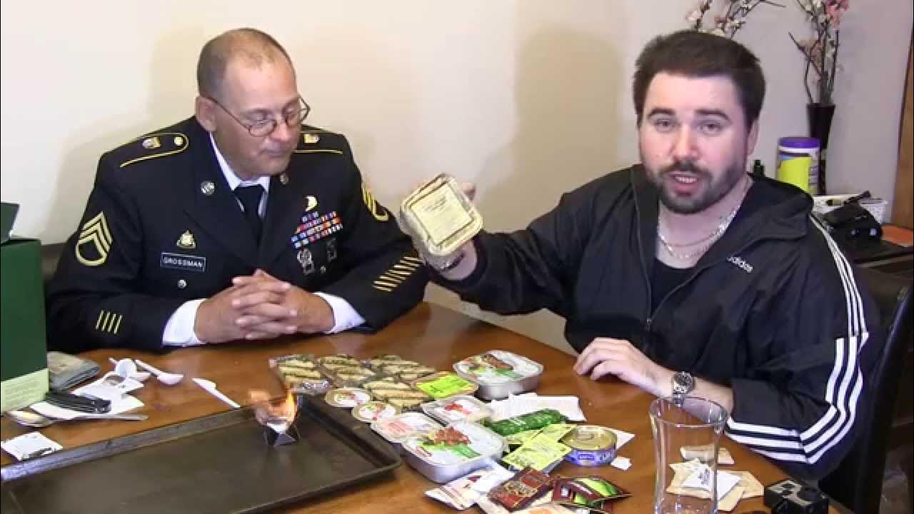 Американский Солдат пробует Русский Сухпаек - YouTube