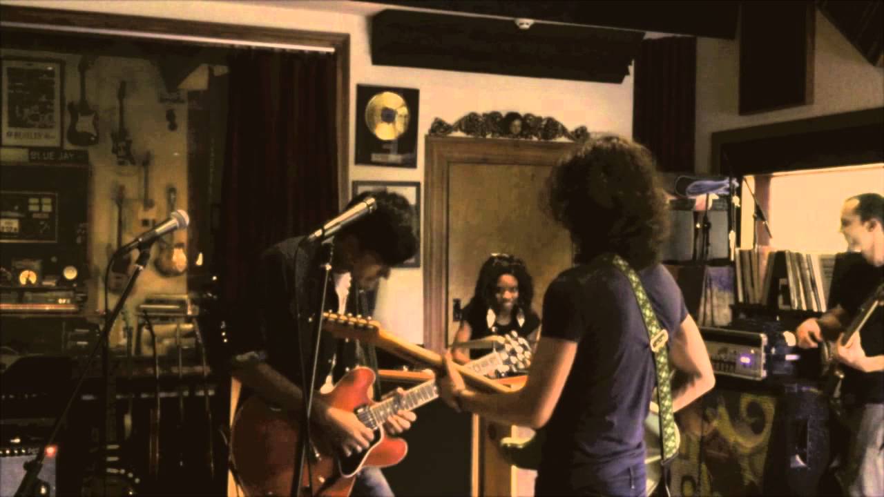 Harrison Whitford, Jon Leone, Jacob and Adonnas Jones jam session ...