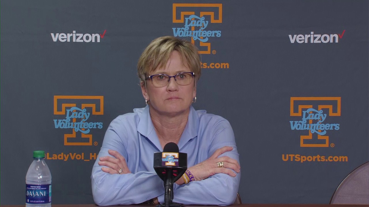 Lady Vol Hoops | Holly Warlick Postgame Presser - (2/12/17) - YouTube