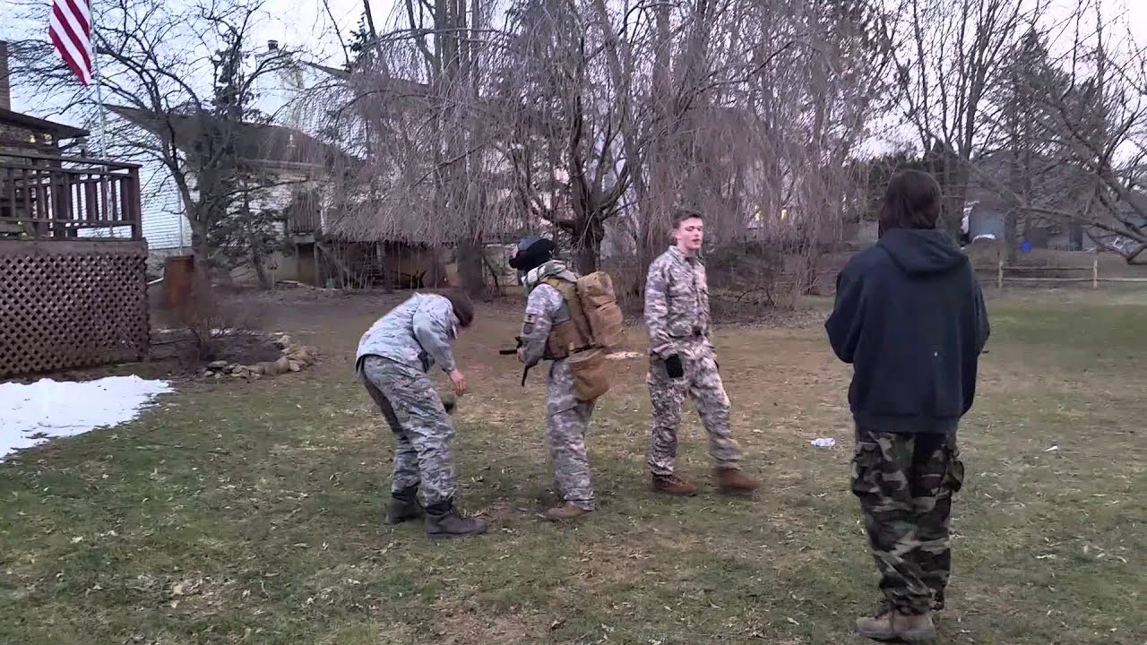 Fight at airsoft - YouTube