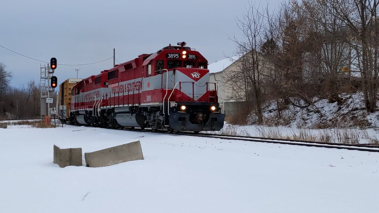 A Wintery Day: Wisconsin & Southern Railroad Waukesha WI - YouTube