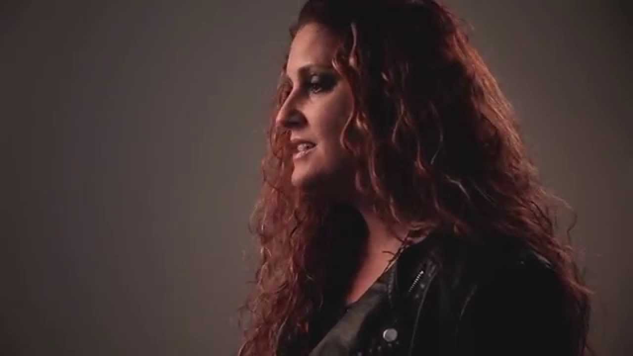 Sarah Kelly - Unescapable - YouTube