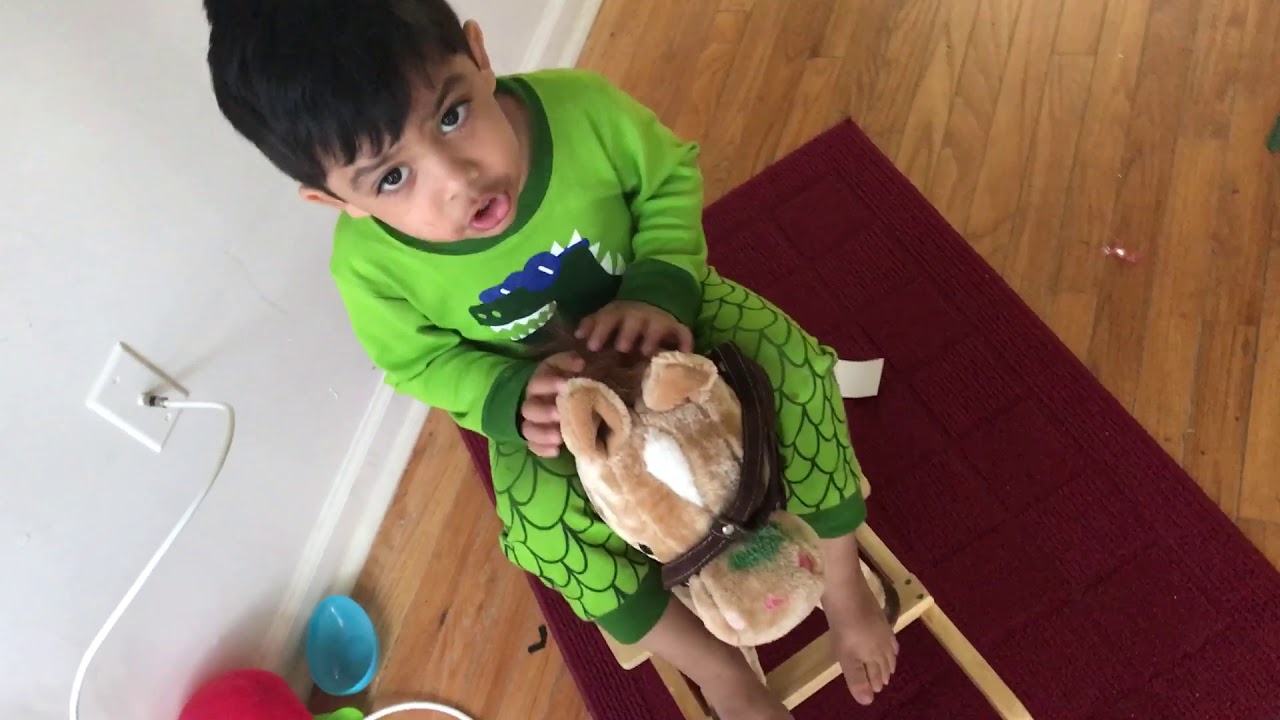 Listen to the chorus of the brontosaurus song by Toddler - YouTube