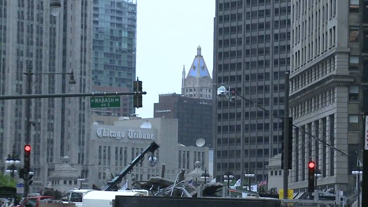 Transformers 3 Chicago Explosions & Parachute Trump Tower - YouTube