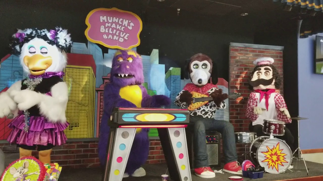 Chuck E Cheese's in Edison, NJ "Another Chuck E Day" Show 1 2018 ...