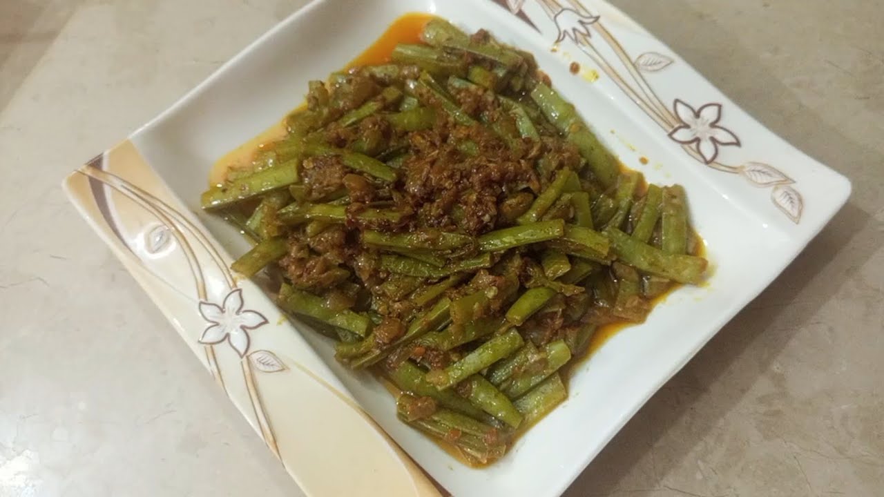 Guar Phali Ki Sabzi | Chatpati Gawar Ki Phali Ki Recipe | Komals ...