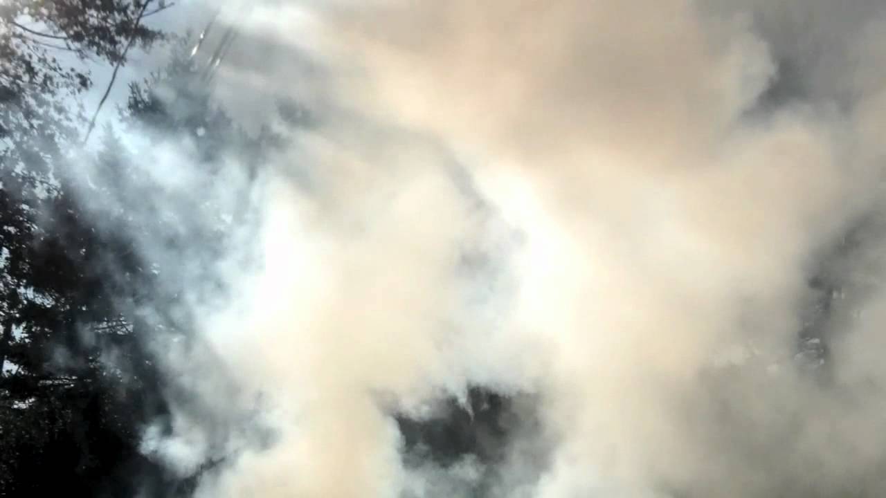 Potassium Nitrate (Kno3) + Sugar Smoke Bomb Test 100g - YouTube