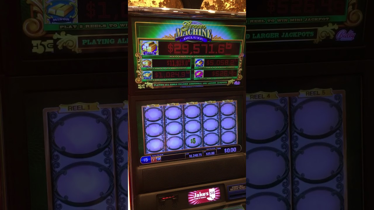 Green machine deluxe slot - YouTube