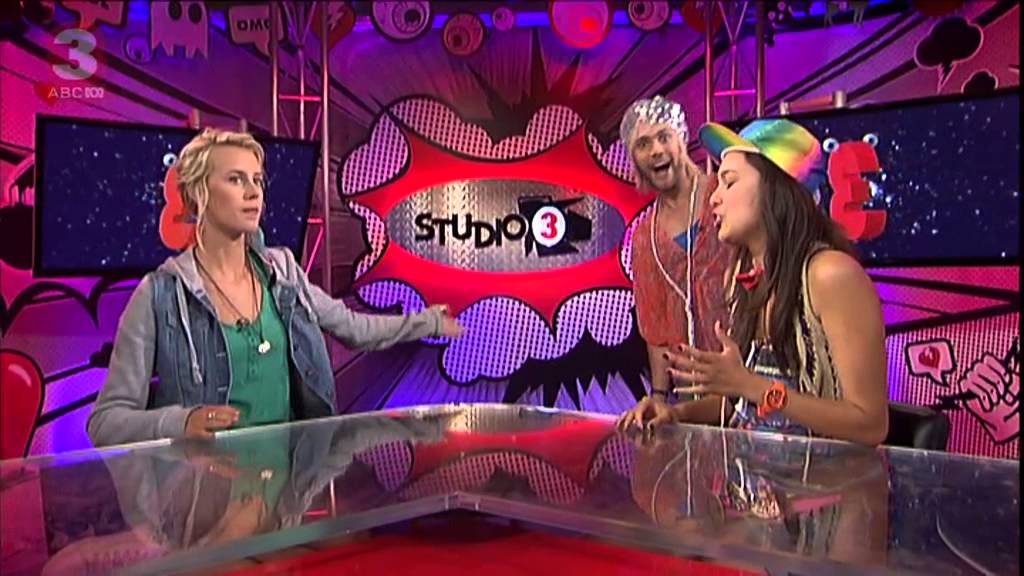 ABC3 | Studio 3: Liv's Clone - YouTube