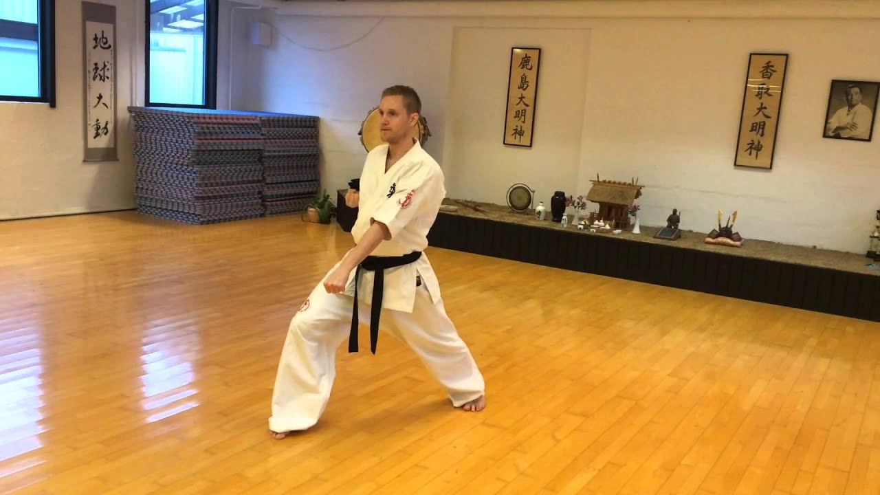Ido Kihon no Kata 2 - YouTube
