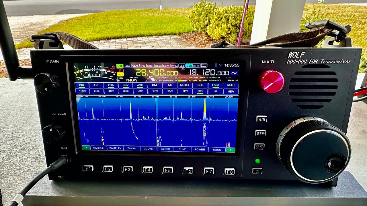 DNR short demo on the RS-998 Wolf SDR - YouTube