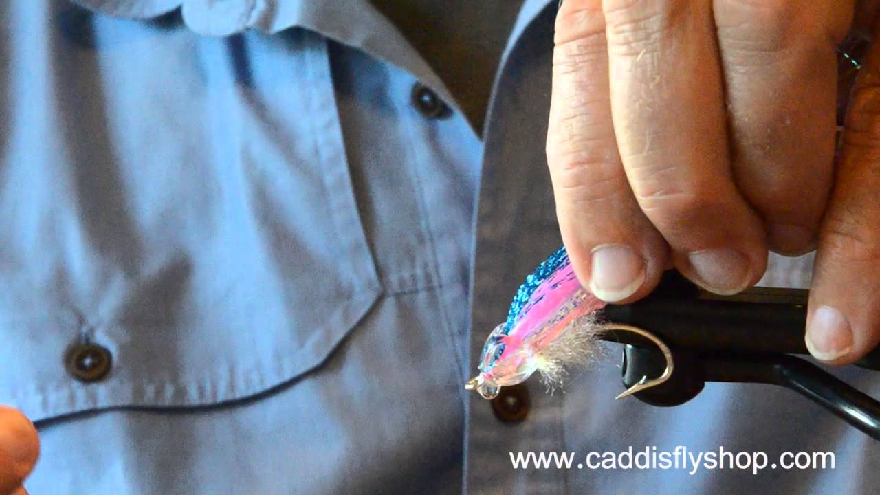 Using a Fish Mask to finish a coho bucktailing fly - YouTube