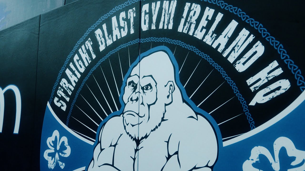 1 Minute in MMA's most NOTORIOUS gym - YouTube