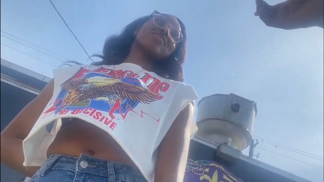 2 ways to build sexual tension with your crush - YouTube